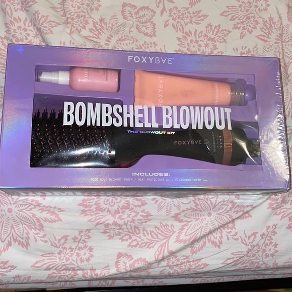 foxybae | Hair | Foxy Bae Bombshell Blowout Kit | Poshmark